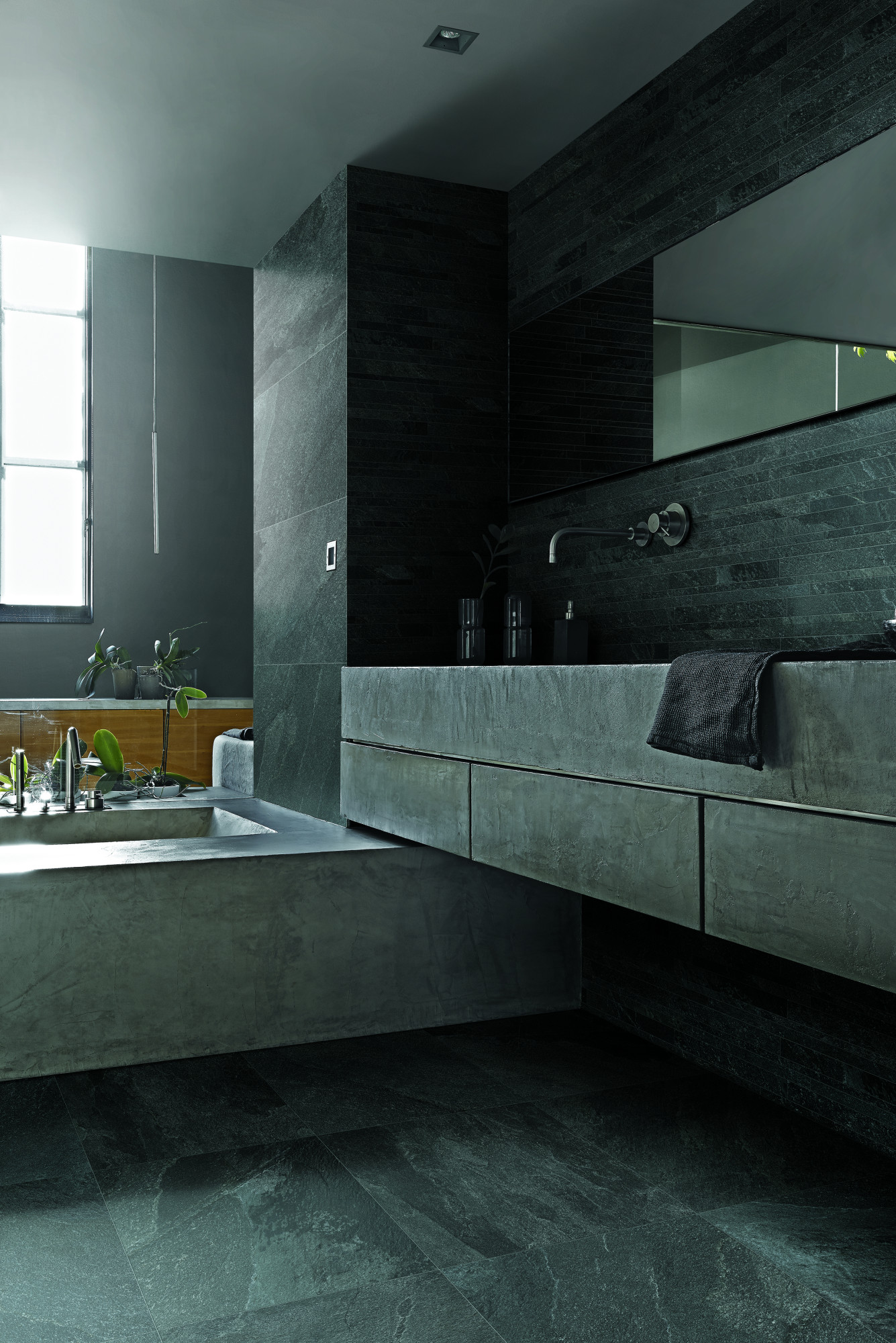 NATURAL STONE OF CERIM COAL